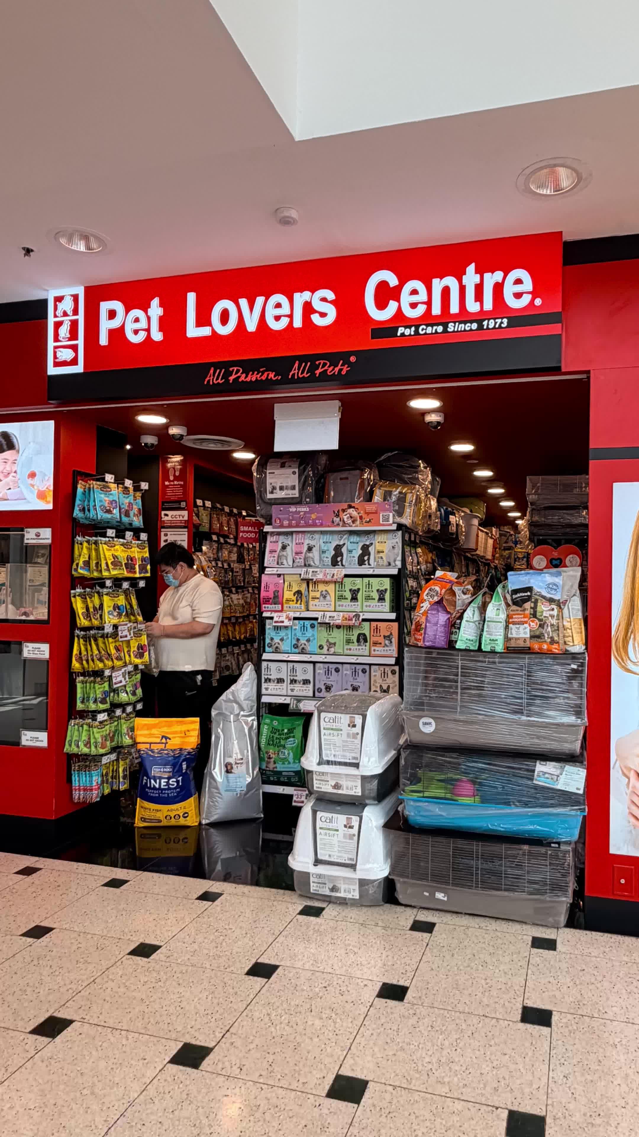 Pet Lovers Centre - Pet Store Boon Lay Singapore | OpenRice Singapore